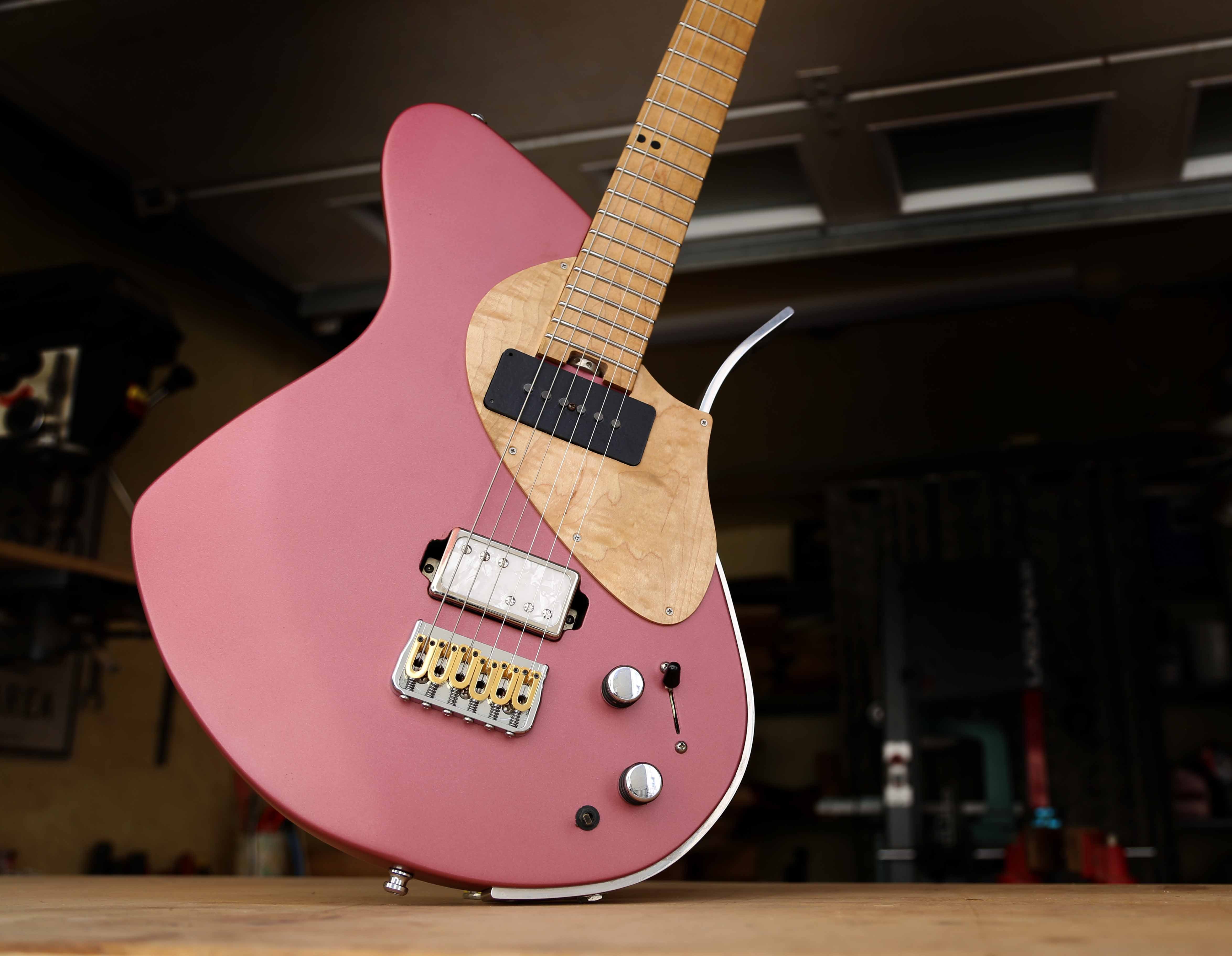 Mirus – Dean Gordon Guitars