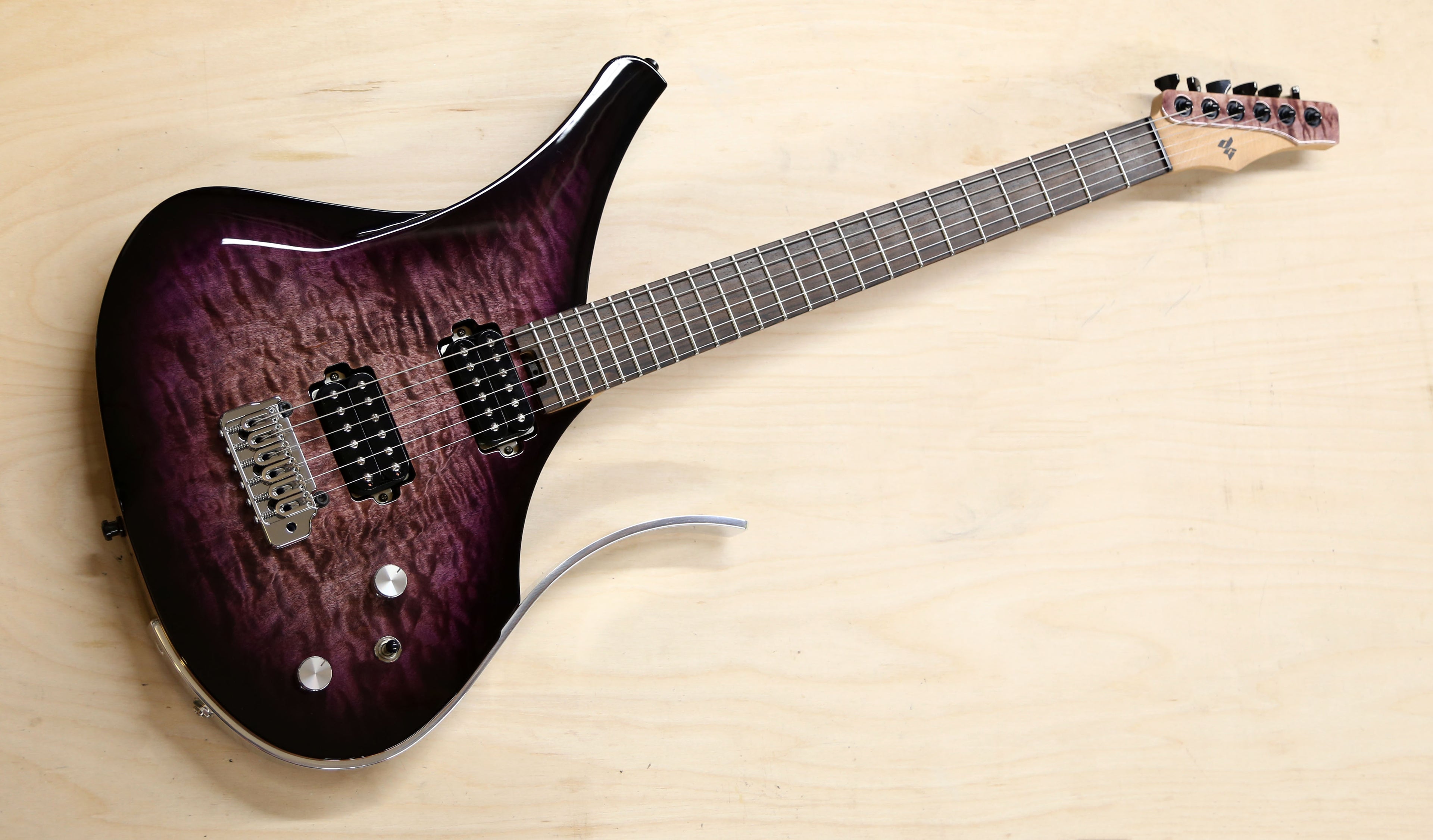 Virtus – Dean Gordon Guitars